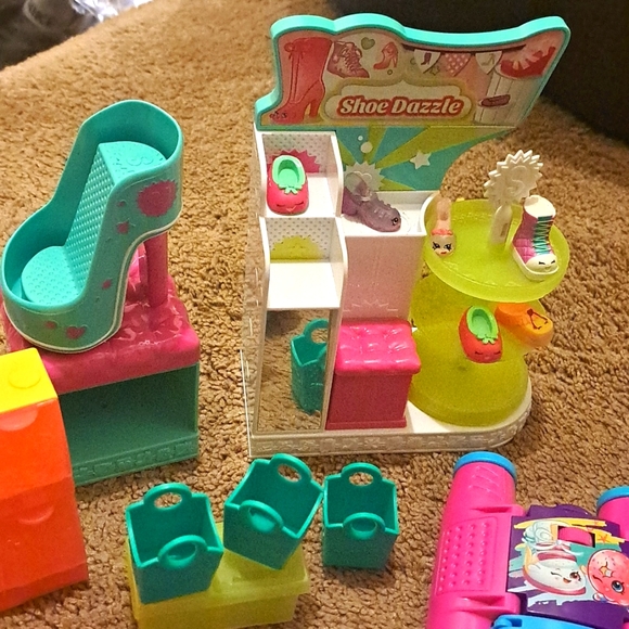 Shopkins | Toys | Huge Lot Of Shopkins Fashion Boutique Shoe Dazzle Xl ...